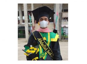 Perjuangan Abdullah Said dari Papua Mengikuti Wisuda di Tengah Wabah